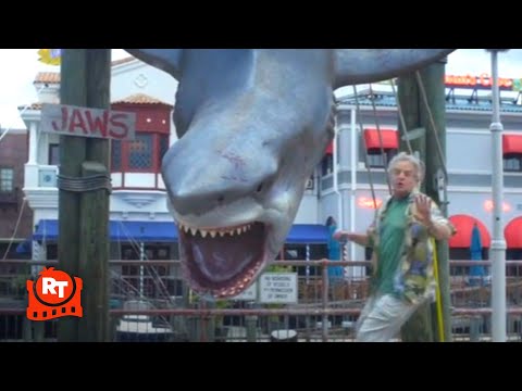 In the Interest of Poor Taste, Here Are 8 of the Funniest Shark Attacks ...