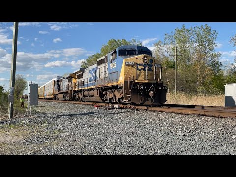 CSX Q214 in New Boston, MI w/ CSX7905 & CSX9040 - YouTube