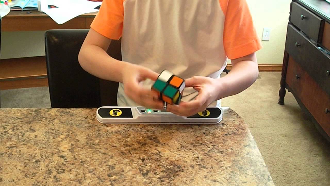 2X2 Speed Cube Average of Five - YouTube