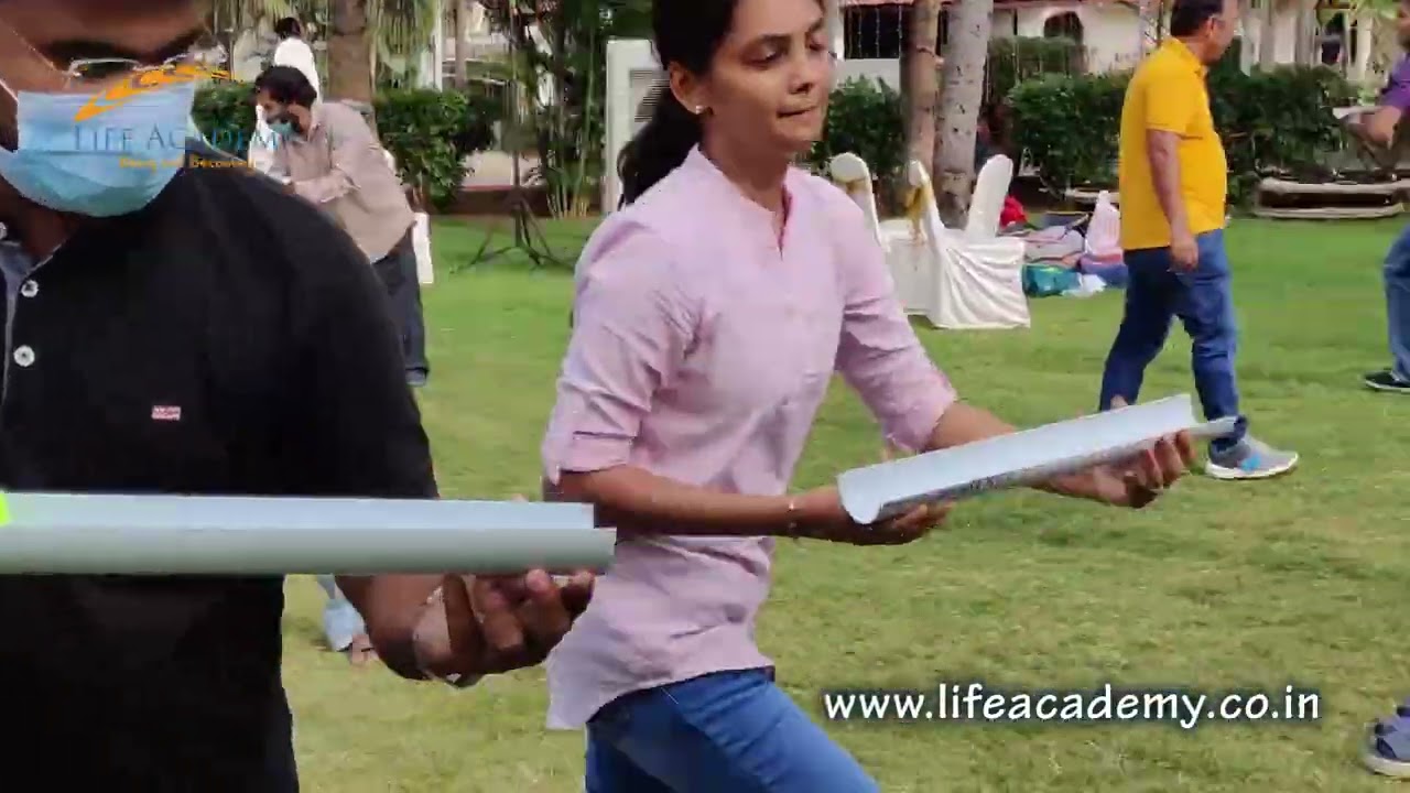 "Pipe & Ball" Game by Life Academy - YouTube