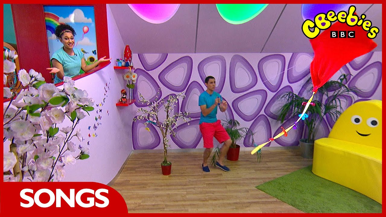 CBeebies: Kite Song with Cat and Ben - YouTube