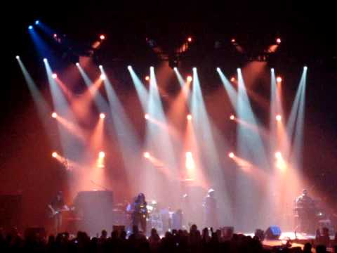 Mandisa, Stronger Live @ Johnstow, PA 2013:-)!!!! - YouTube