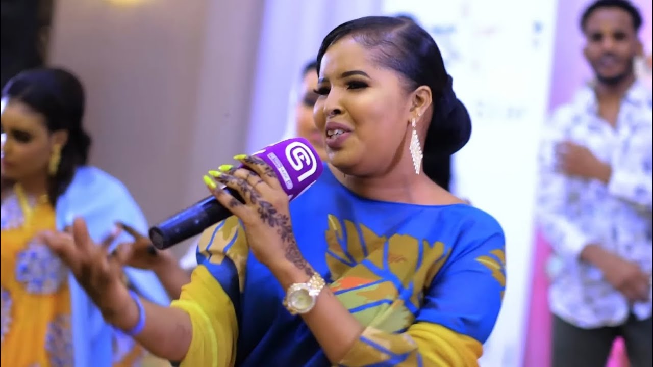 IQRA INDHA DEEQA | KUGU DAGAY | HEES CUSUB SOMALI MUSIC 2023 - YouTube