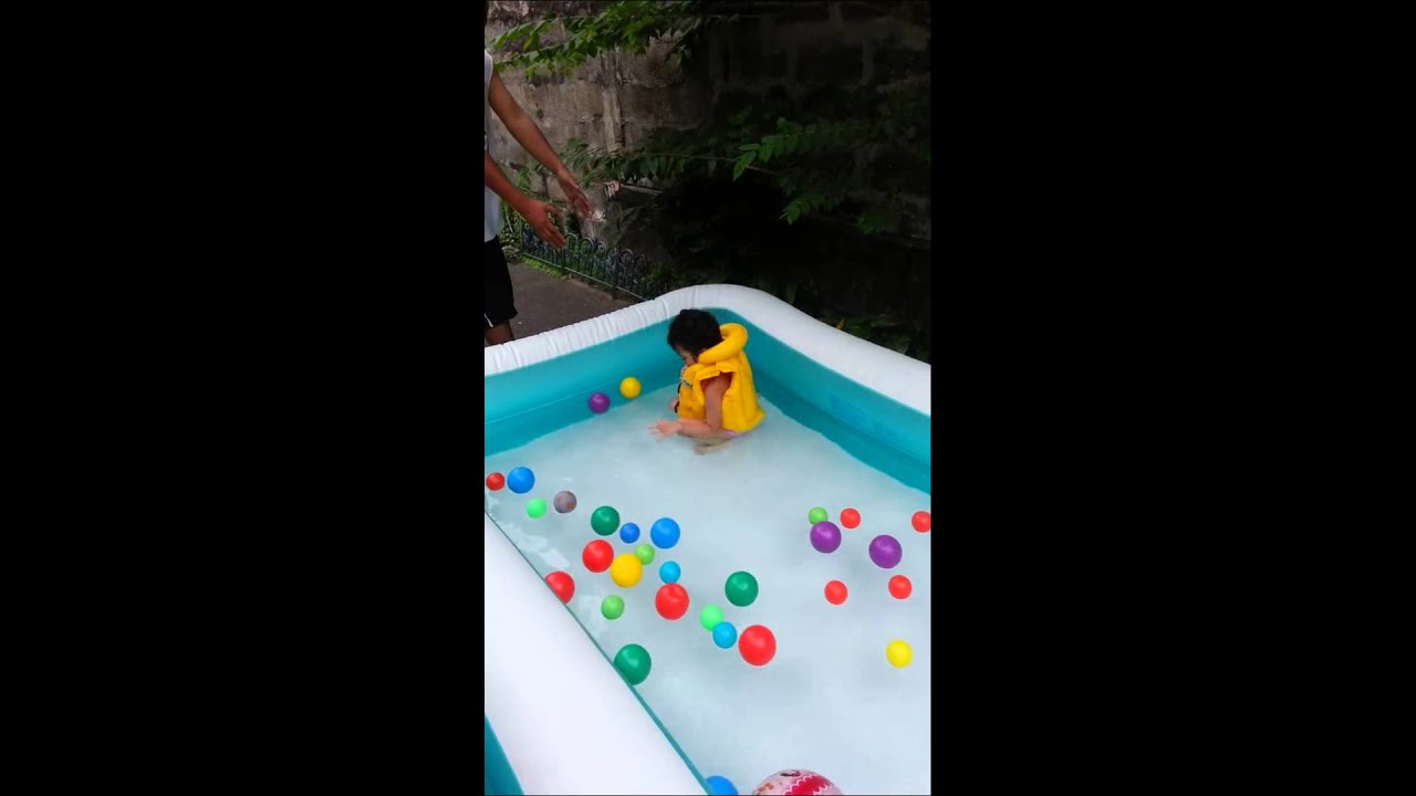 Funny baby loves swimming but does not want to go out of the pool - YouTube