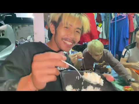 TaeTae with big bird,fame,Klee king,cookie Thai food.