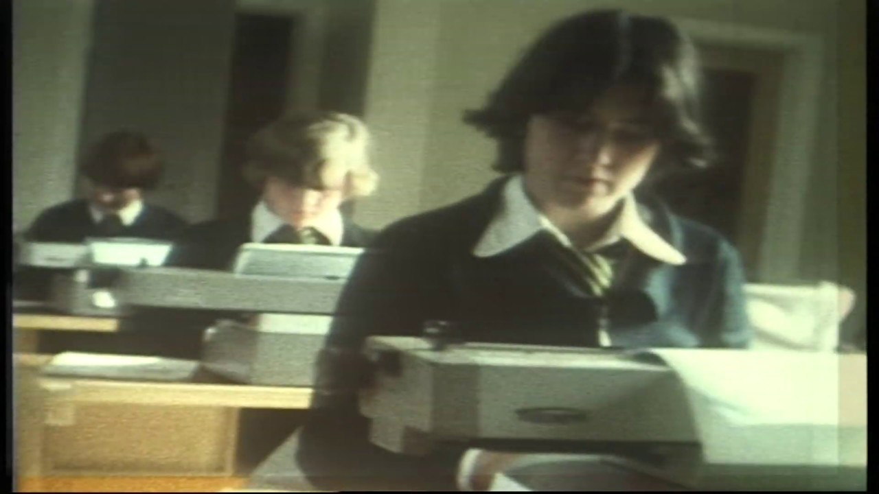 A Day in the life of Gaynes School, Upminster. Essex Approx 1980 Part 1 ...