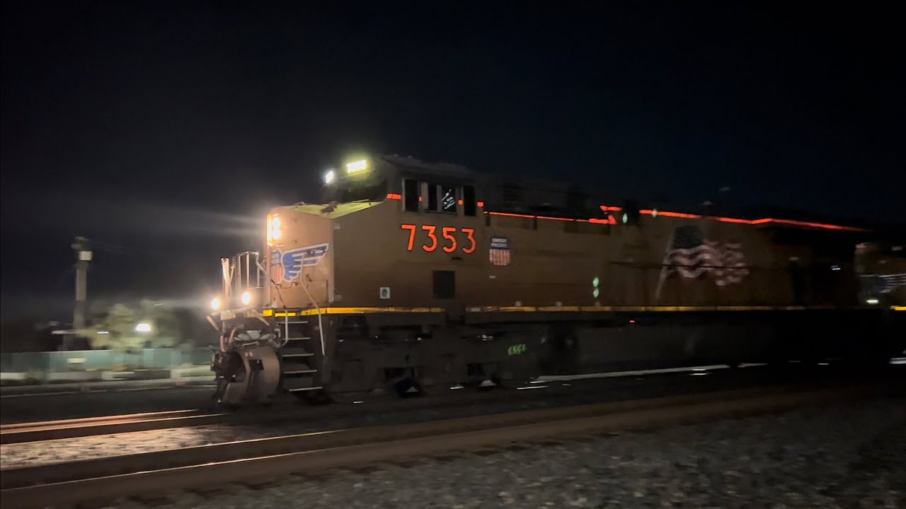 Union Pacific 7353 leading a manifest through Elk Grove - YouTube