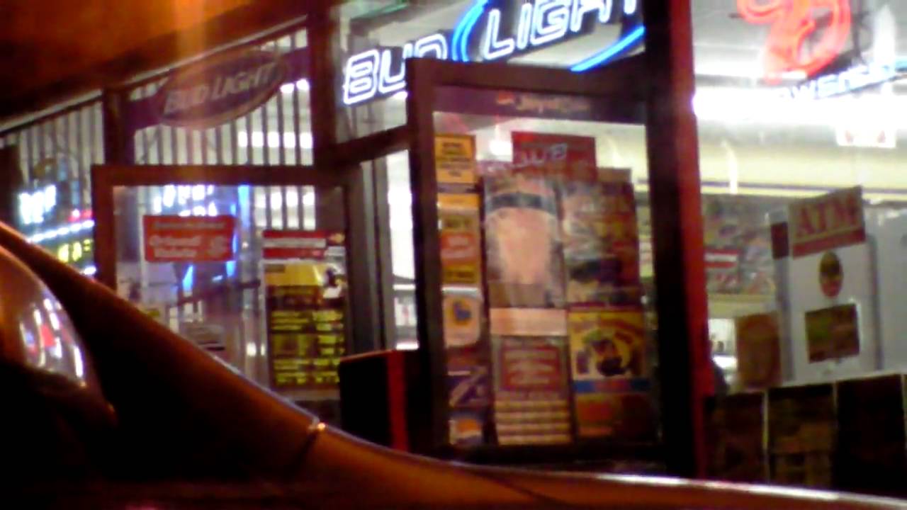 Liquor Store hold up - YouTube