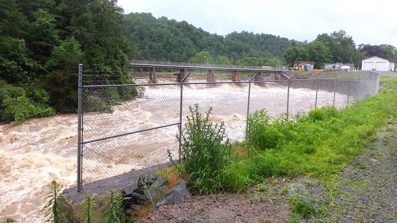 Byllesby Dam 7-3-13 - YouTube