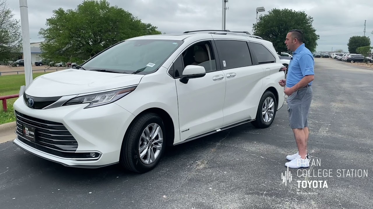 Feature Friday - Toyota Sienna - Hands Free Power Sliding Side Doors ...