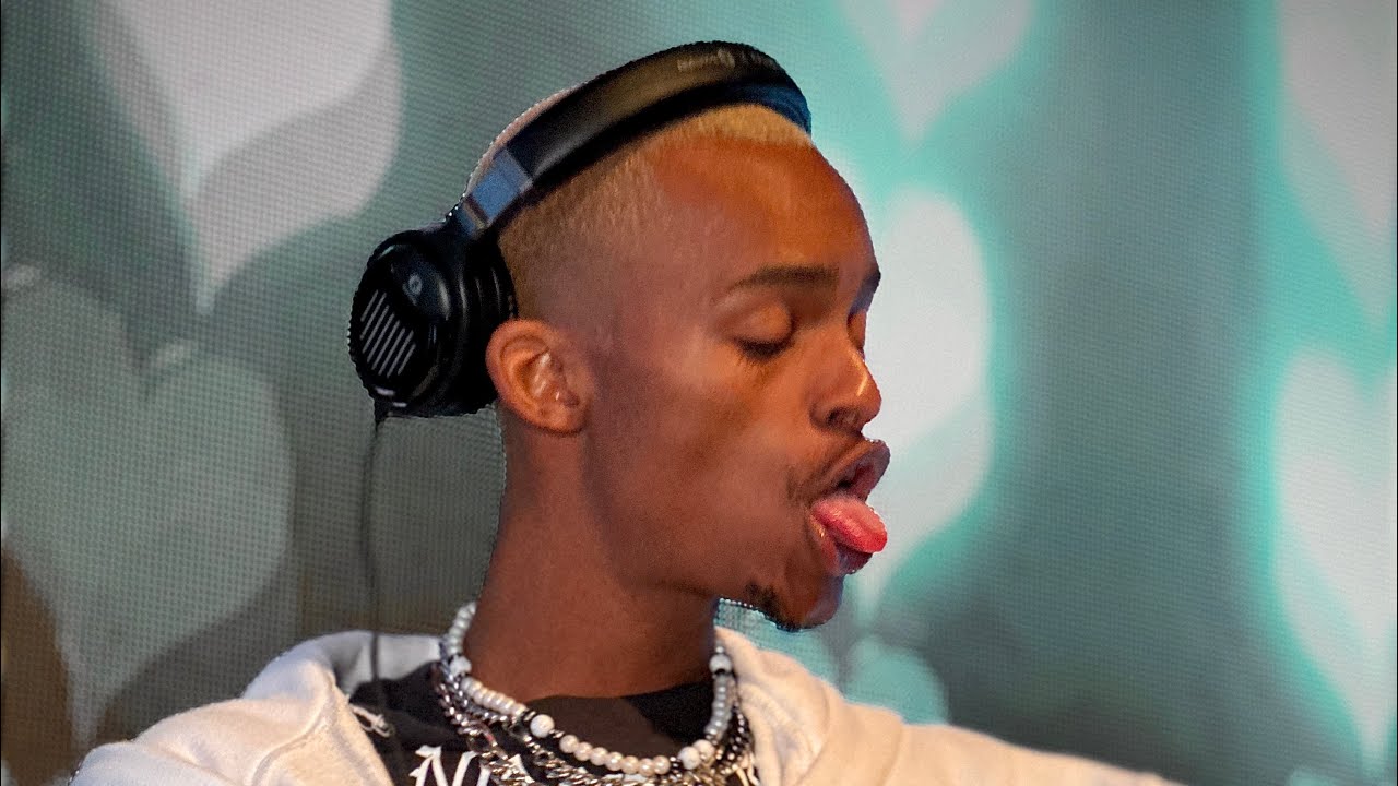 PCEE AND JUSTIN DANCE MOVES MADE EVERYONE GO CRAZY IN NAIROBI KENYA ...