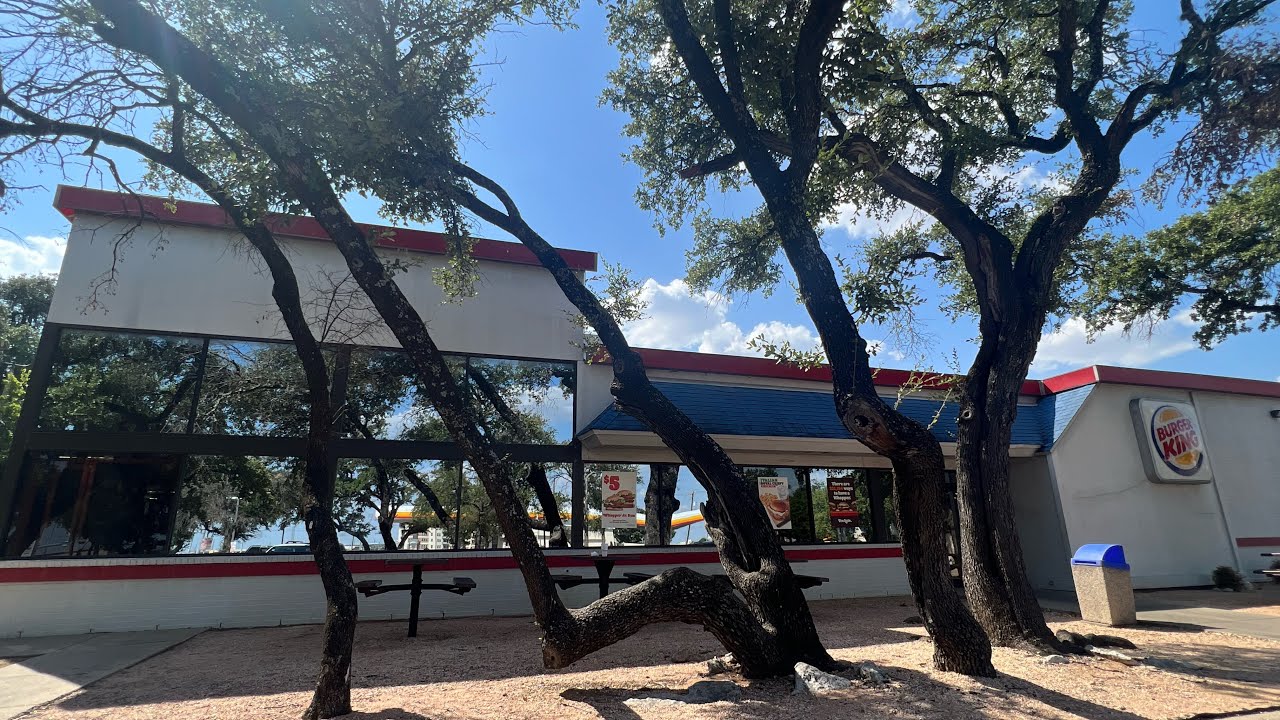 Retro 80s - 90s Burger King with playground! Austin, TX - YouTube