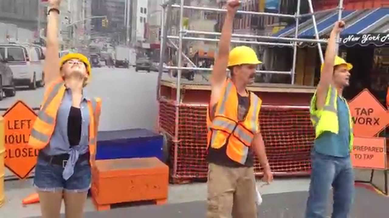 Hot workers dance in street , Wonderful ! - YouTube