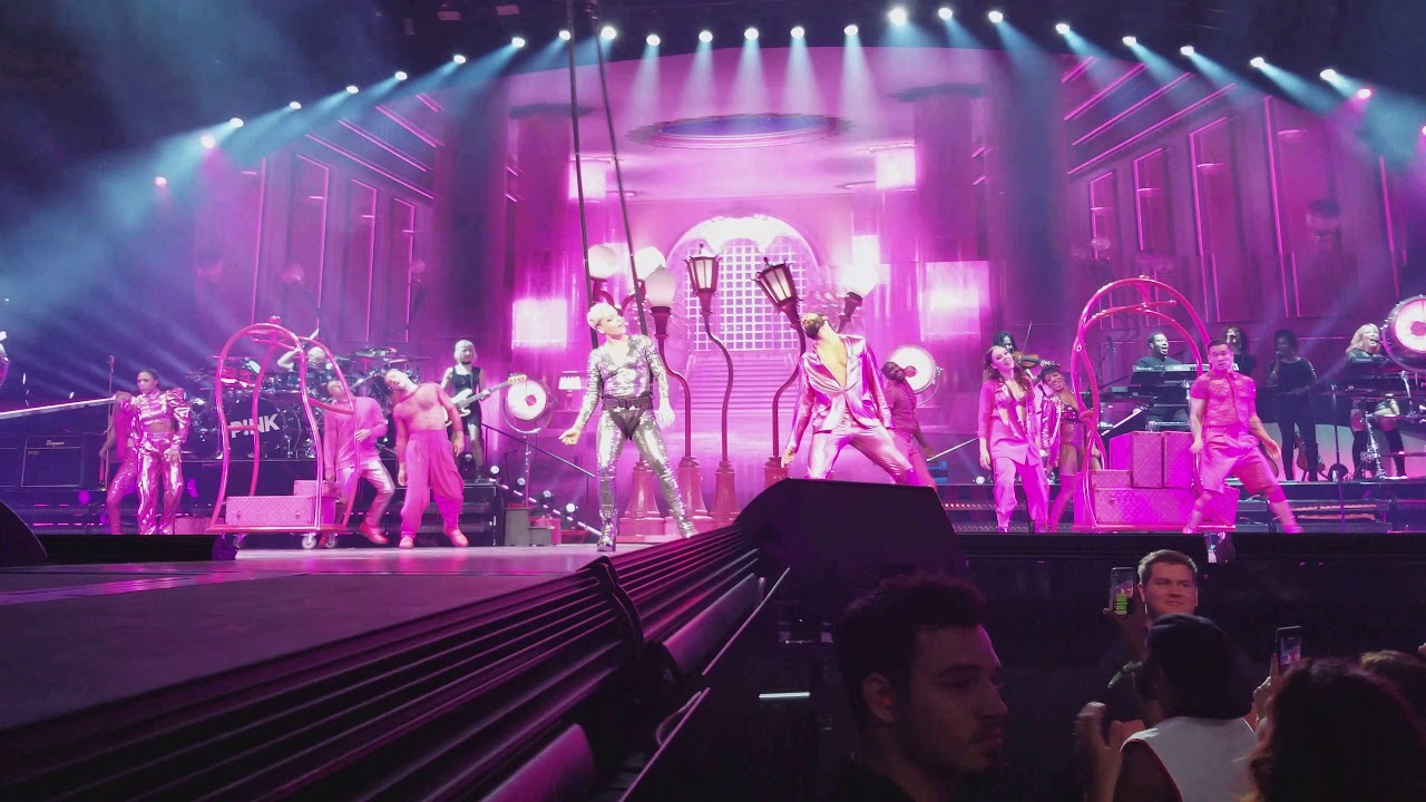 Get the party started P!nk 4k Pink Seattle 05/13/2018 Beautiful Trauma ...