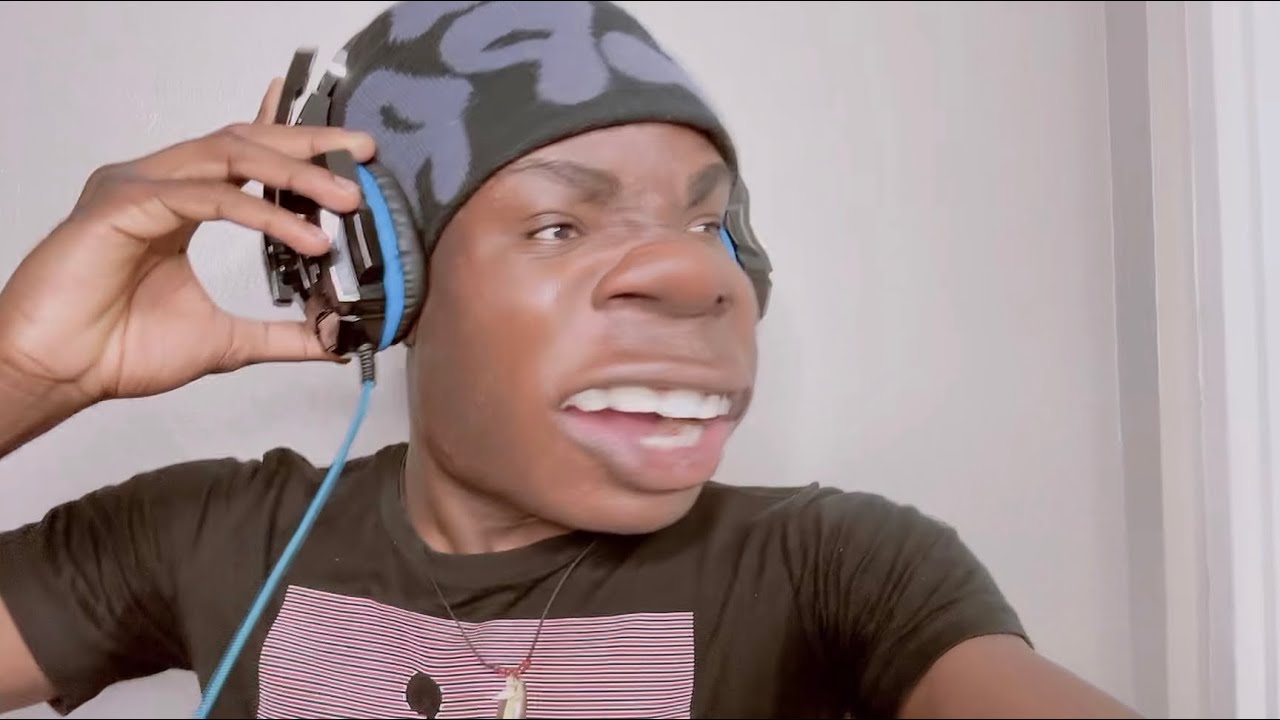 When the hood kid goes to the studio 😂 - YouTube