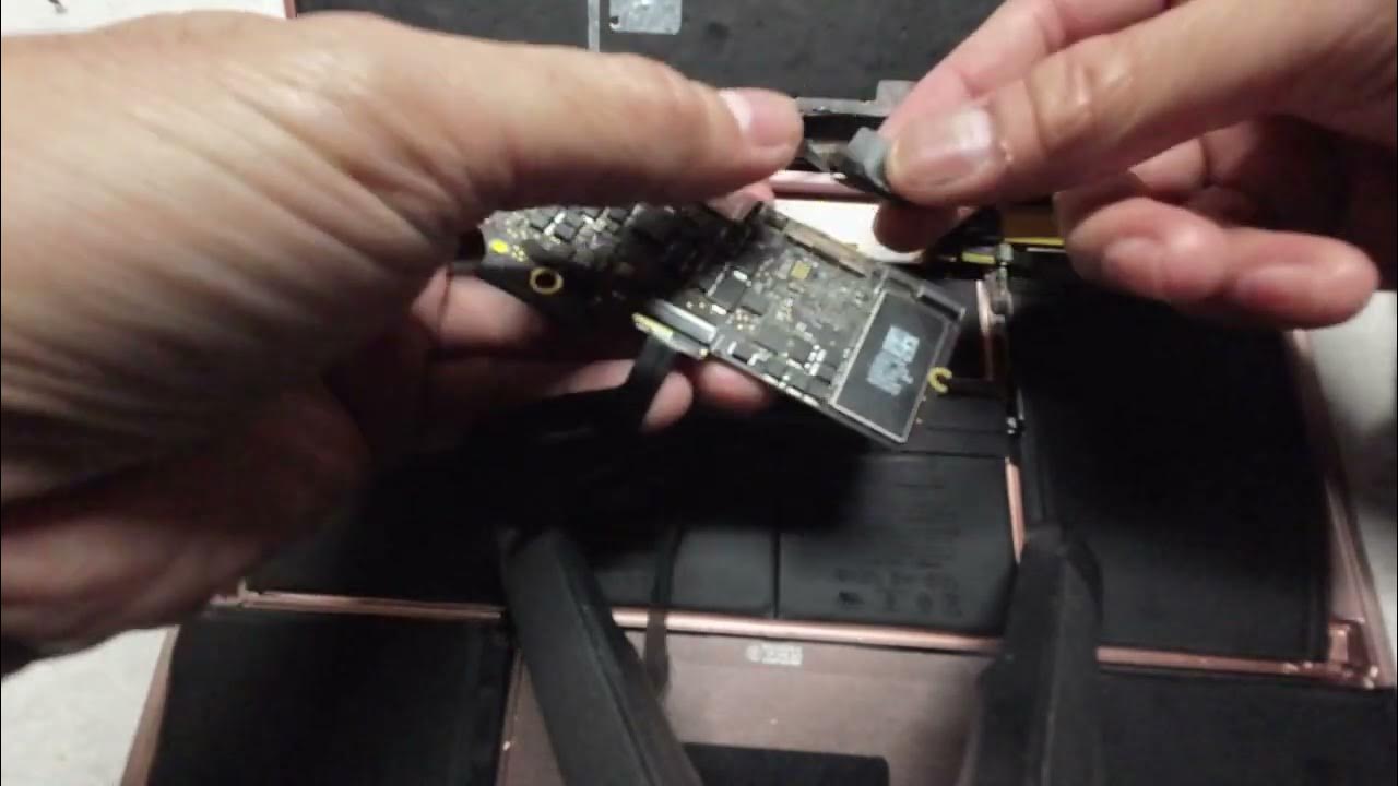 MacBook A1534 logic board replacement - YouTube