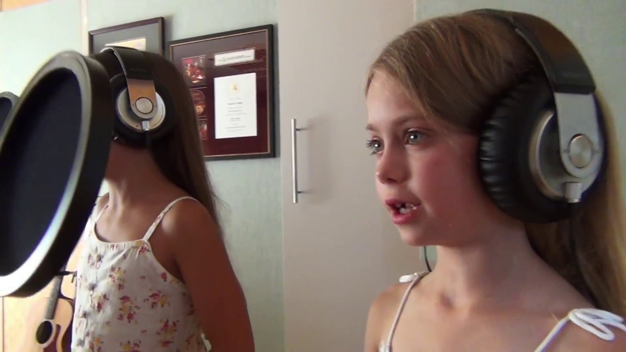 Lex & Ava Recording studio - YouTube