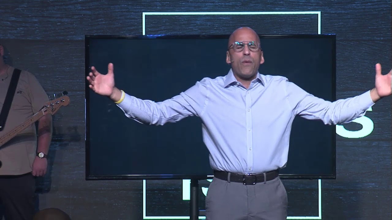 [ LIVE ] Obed Martinez - The First Family - YouTube
