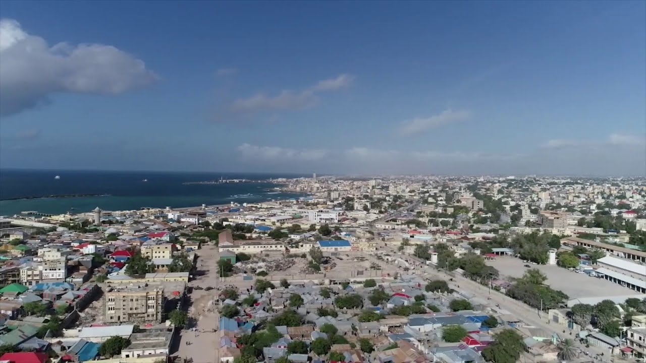 MUDADA UU JOOGO DUQA MAGAALADA MUQDISHO MAXAA U QABSOOMAY DUQA ...