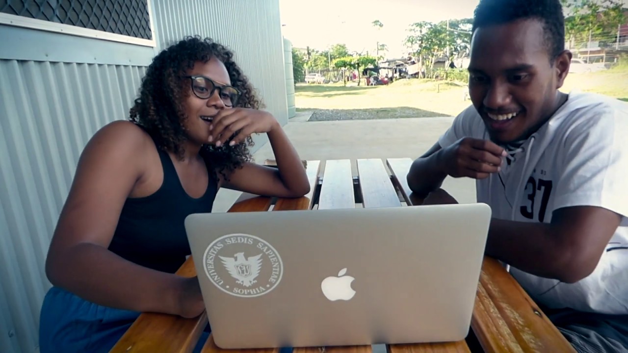 Career Guide helps Angie & Paul - YouTube