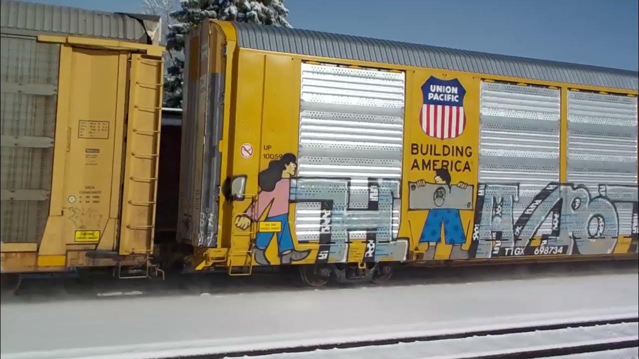 CP 2251 w/J19 Local 4/1/23 - YouTube