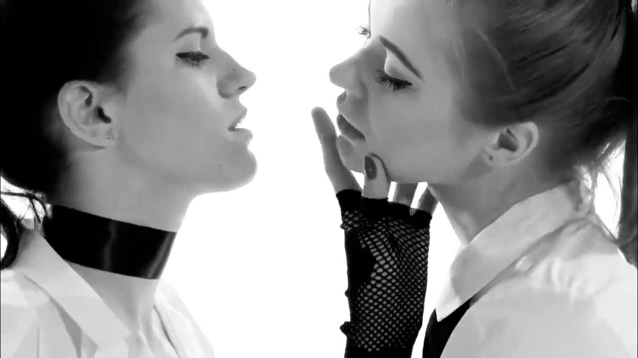 Lip Kiss Girls Youtube