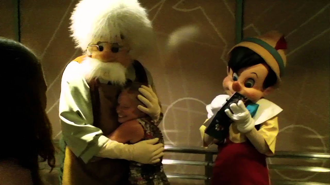 Tamara meeting Pinocchio & Geppetto - YouTube
