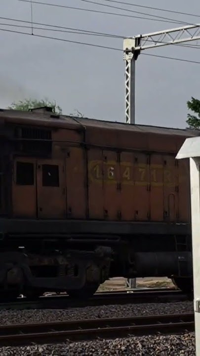 Twins Alco with Suratgarh to jaipur Passenger express #train #goldentemple #alco #railway - YouTube