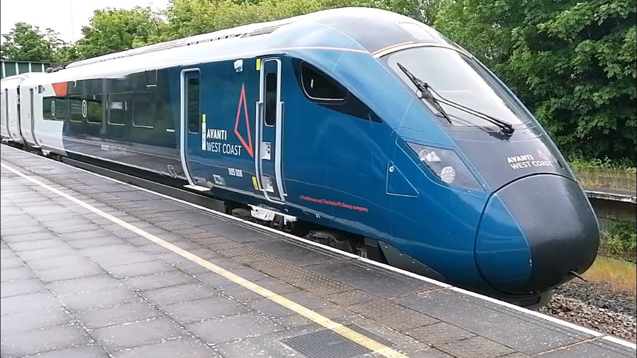27/05/24 - BRAND NEW - Avanti West Coast Class 805 - 805008 - Edge Hill ...