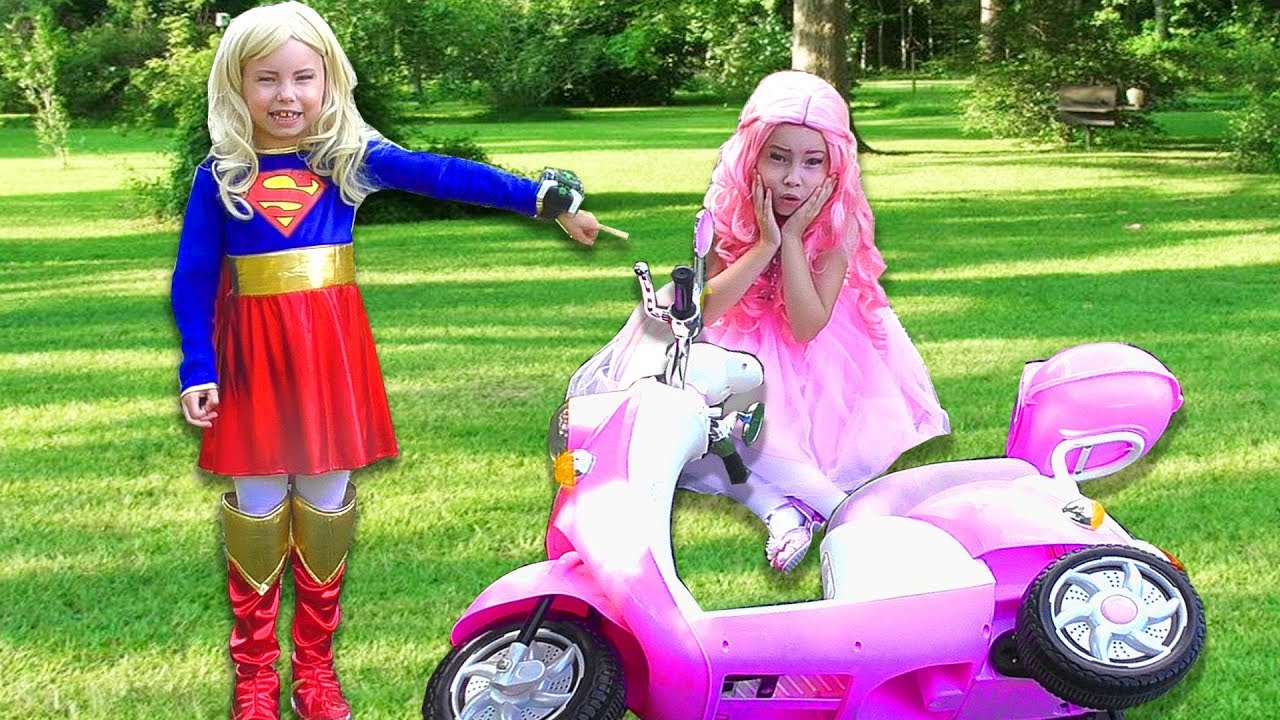 Alice Pretend Super Hero Girls & helps Princesses - YouTube