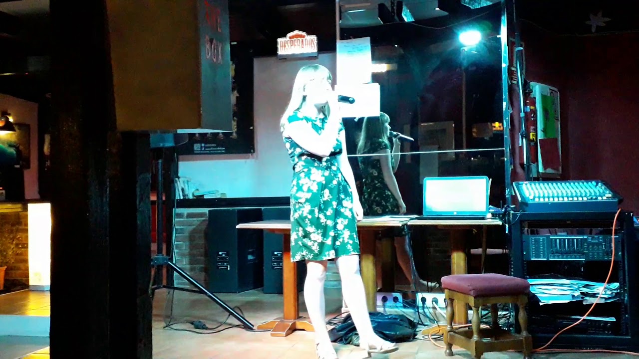 Amy Moore singing "Mamma Mia" by ABBA live on stage at the Old Tavern ...