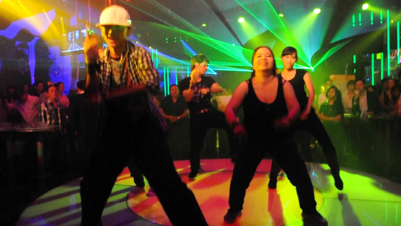 Kryoga's 2012 year end party Master Murali's prop dance - Volume high ...