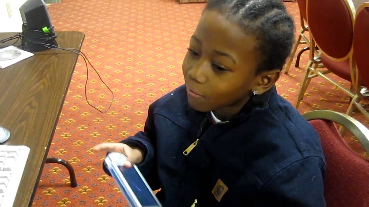 8 year-old kid rapping to "Amilli"....The next Lil, Lil' Wayne. - YouTube