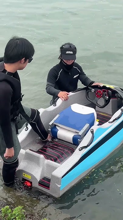 RUSH WAVE BOAT，Two-seater, flexible operation#rushwave #Surfing #kartboat #rushwaveboat - YouTube