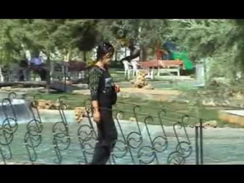 DERTLİ BABA BİRİNDARIM BENZER GÖRÜNTÜLER Klıp 2009.mpg