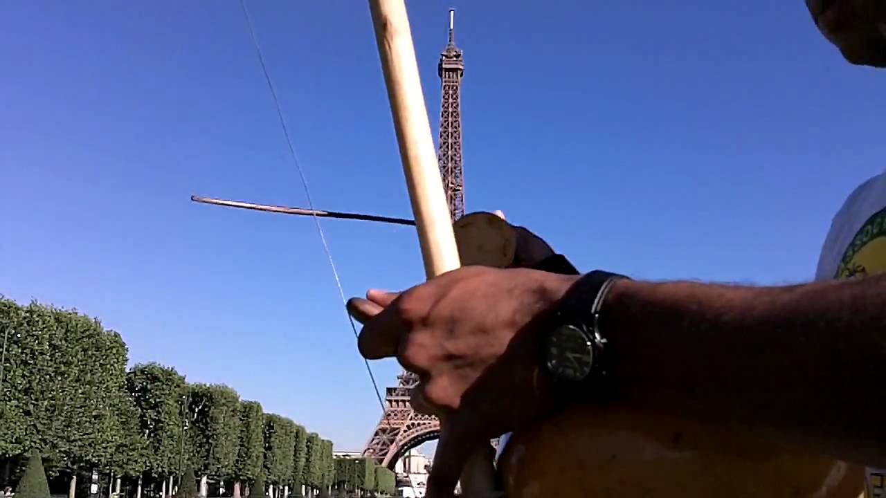 Benguela Toque Berimbau Music - YouTube