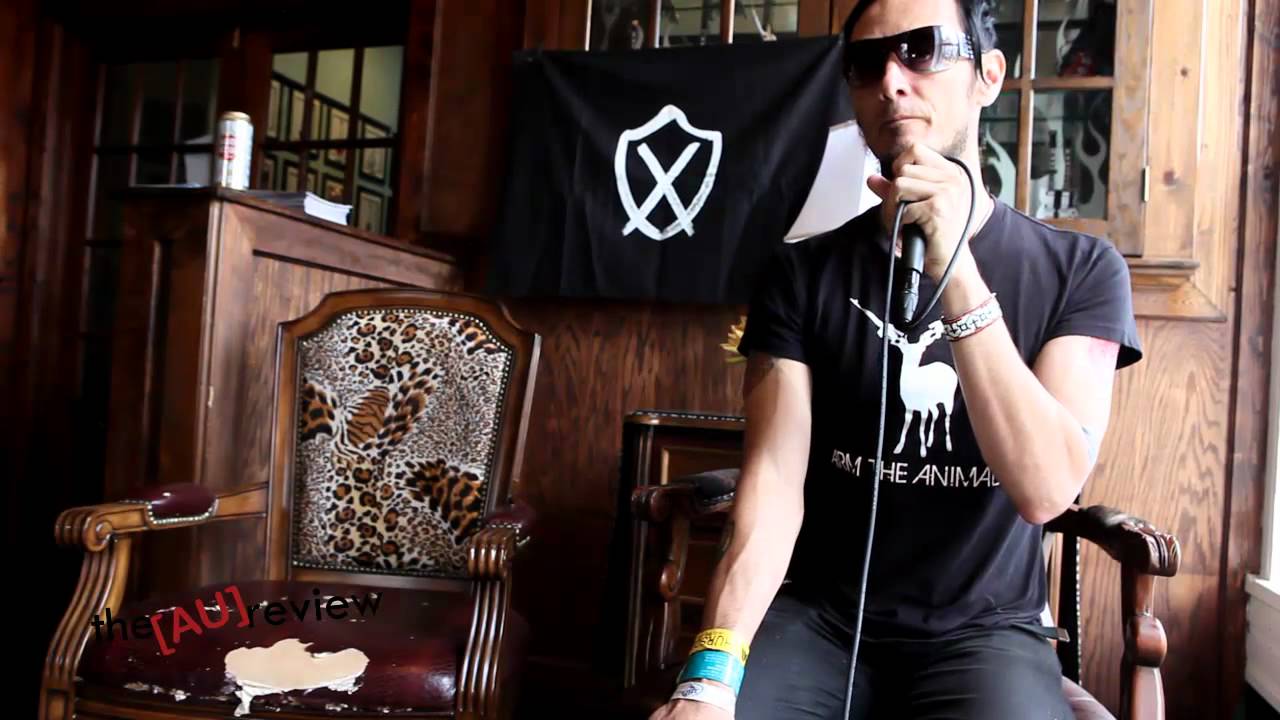 Dead Letter Circus' Kim Benzie and the AU review's Larry Heath ...