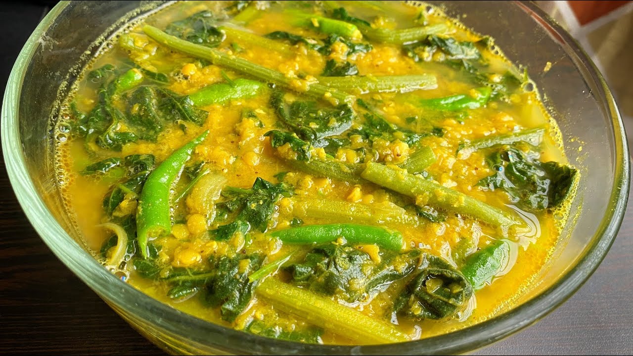 ডাল দিয়ে লাউ শাক / লাউ শাকের রেসিপি / Lau shak recipe / Lentil with ...