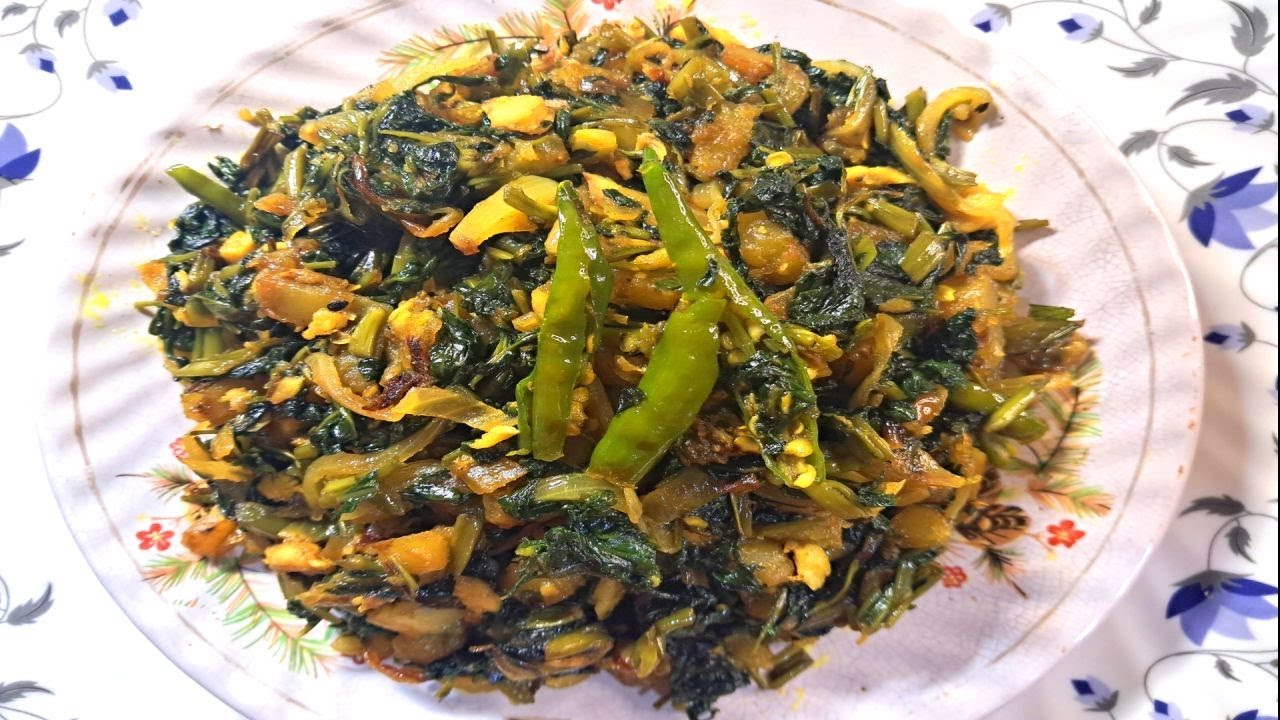 ইলিশ মাছের লেজা দিয়ে কলমি শাক ভাজা / Kalmi vegetables fried with hilsa ...