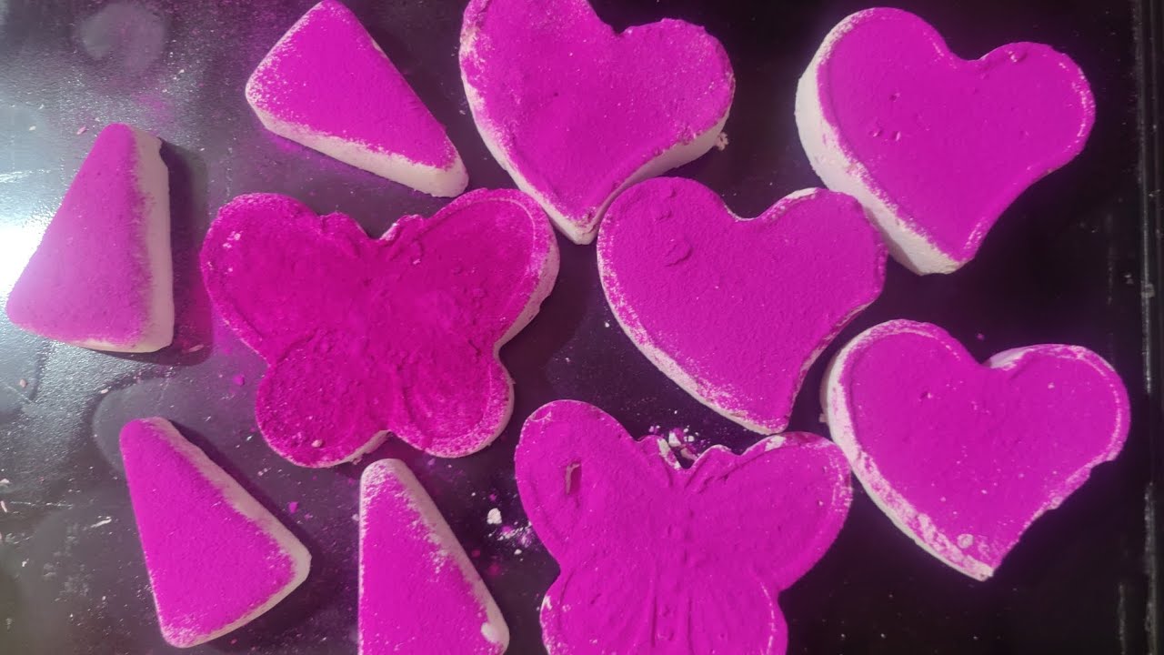 Vibrant Crunchy Powdery Reform Cover with Pink Powder | Soft Gym Chalk ...