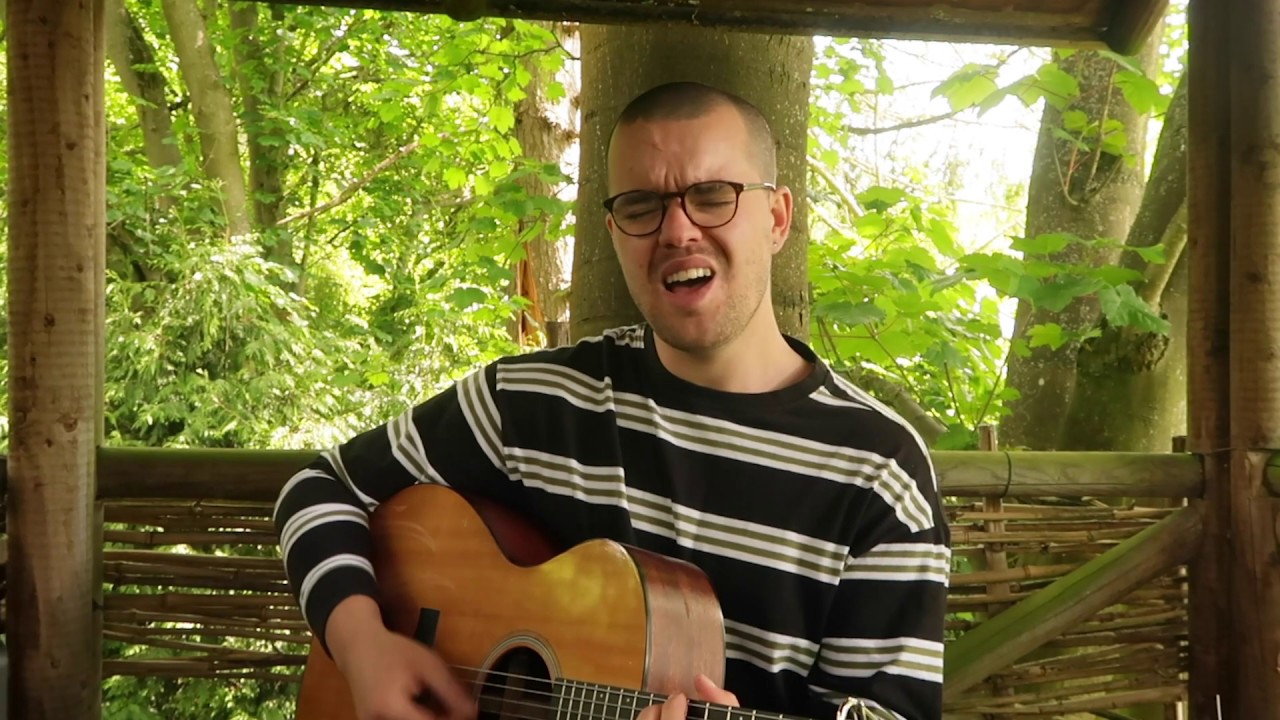 Silver Screens - Toby Johnson (Live from the Tree House) - YouTube