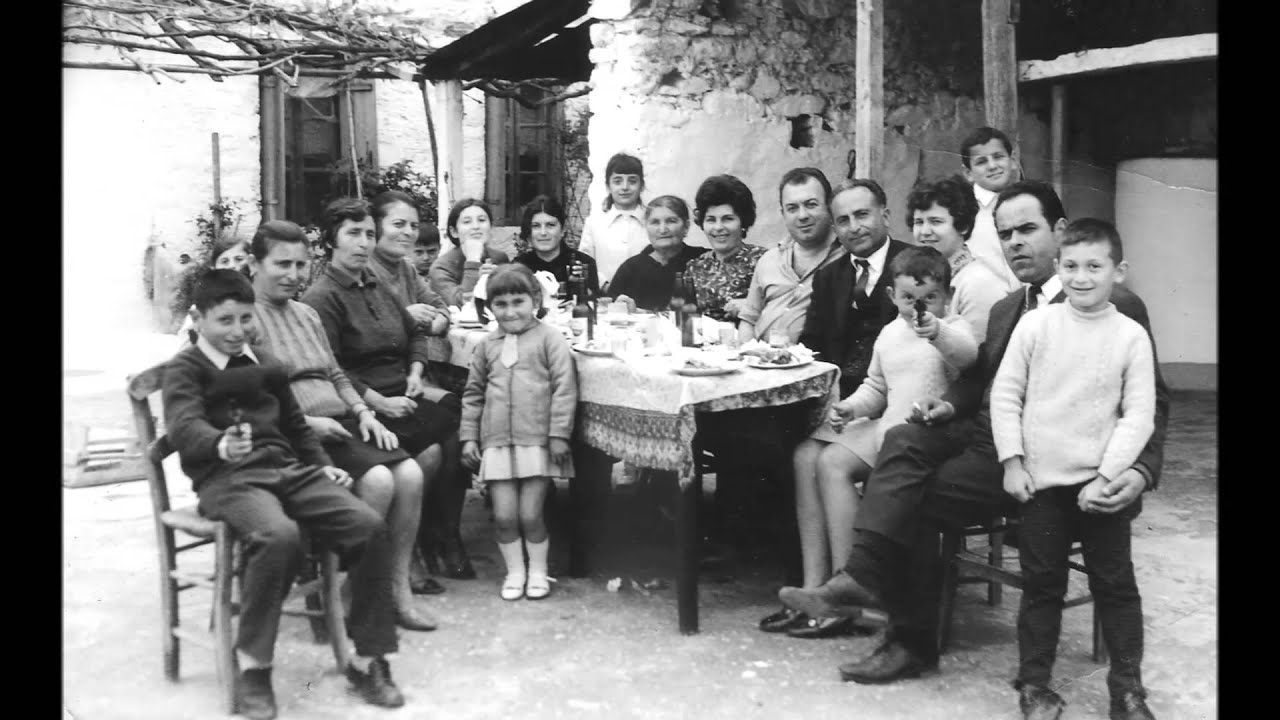 Για τον πατερα(Ο μπαρμπα Γιαννης-Εμπαινε γιαννη).mp4 - YouTube