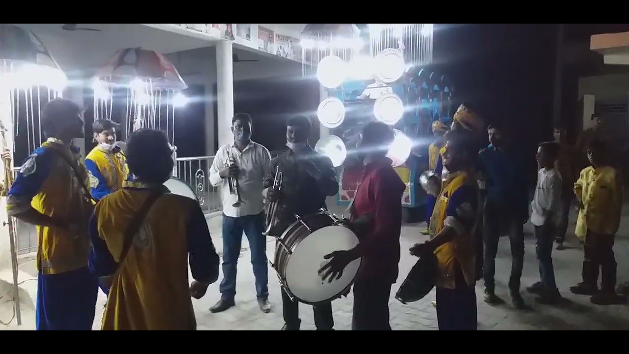Raja band tanda - YouTube