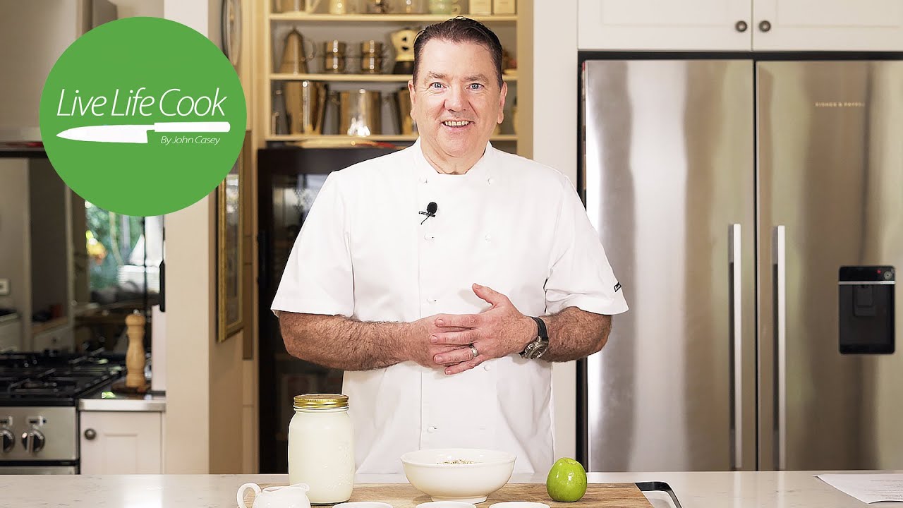 Cooking at home. Nutrition for retirees - healthy aging for seniors ...