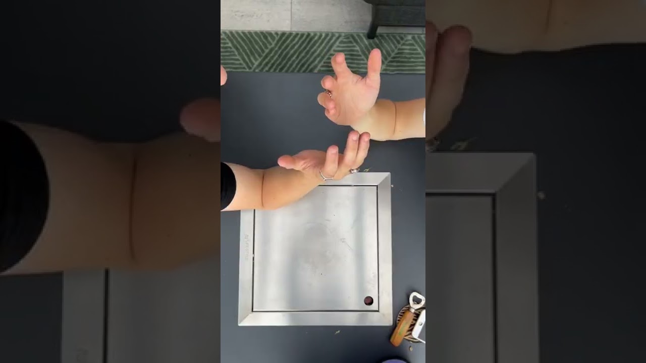 Armpje drukken 💪 Ik ben niet de enige die dit doet om te winnen toch? 😂 ...