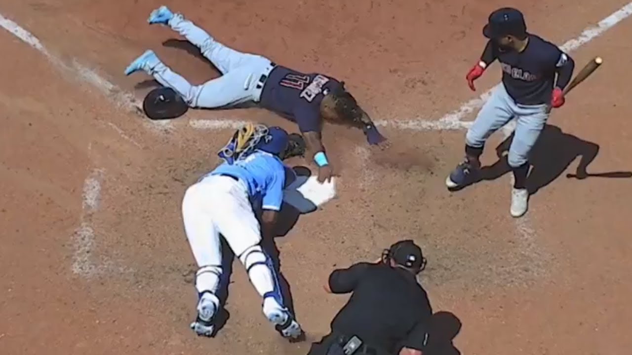 I've NEVER seen a a baseball player try this... - YouTube