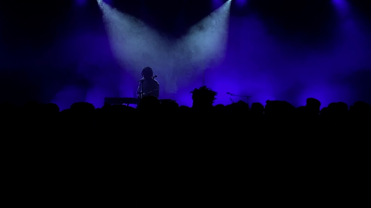 FKJ - Live in Vancouver - YouTube
