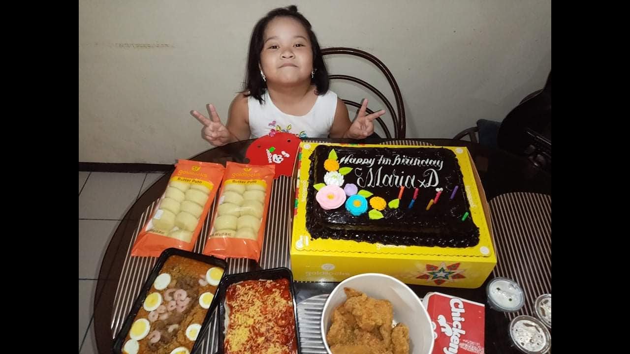 CELEBRATING MY 7TH BIRTHDAY WITH FAMILY - YouTube