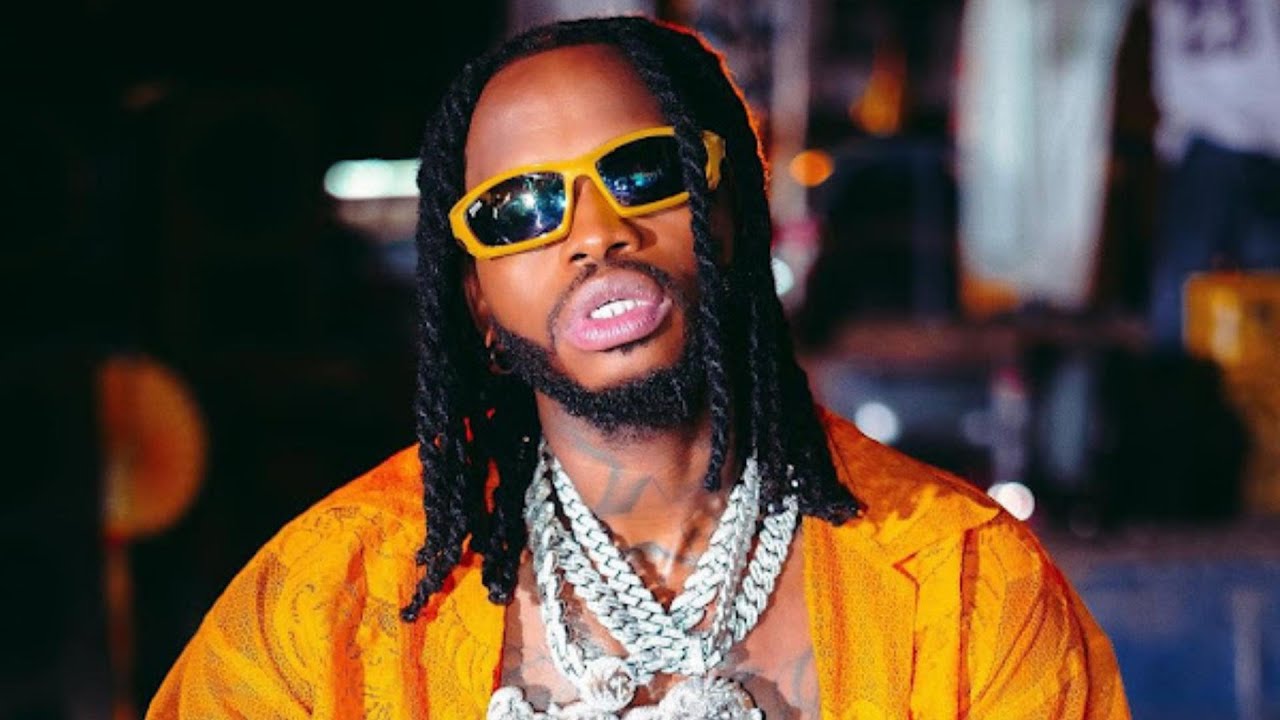 G nako ft Diamond platnumz - Komando (Lyrics) - YouTube