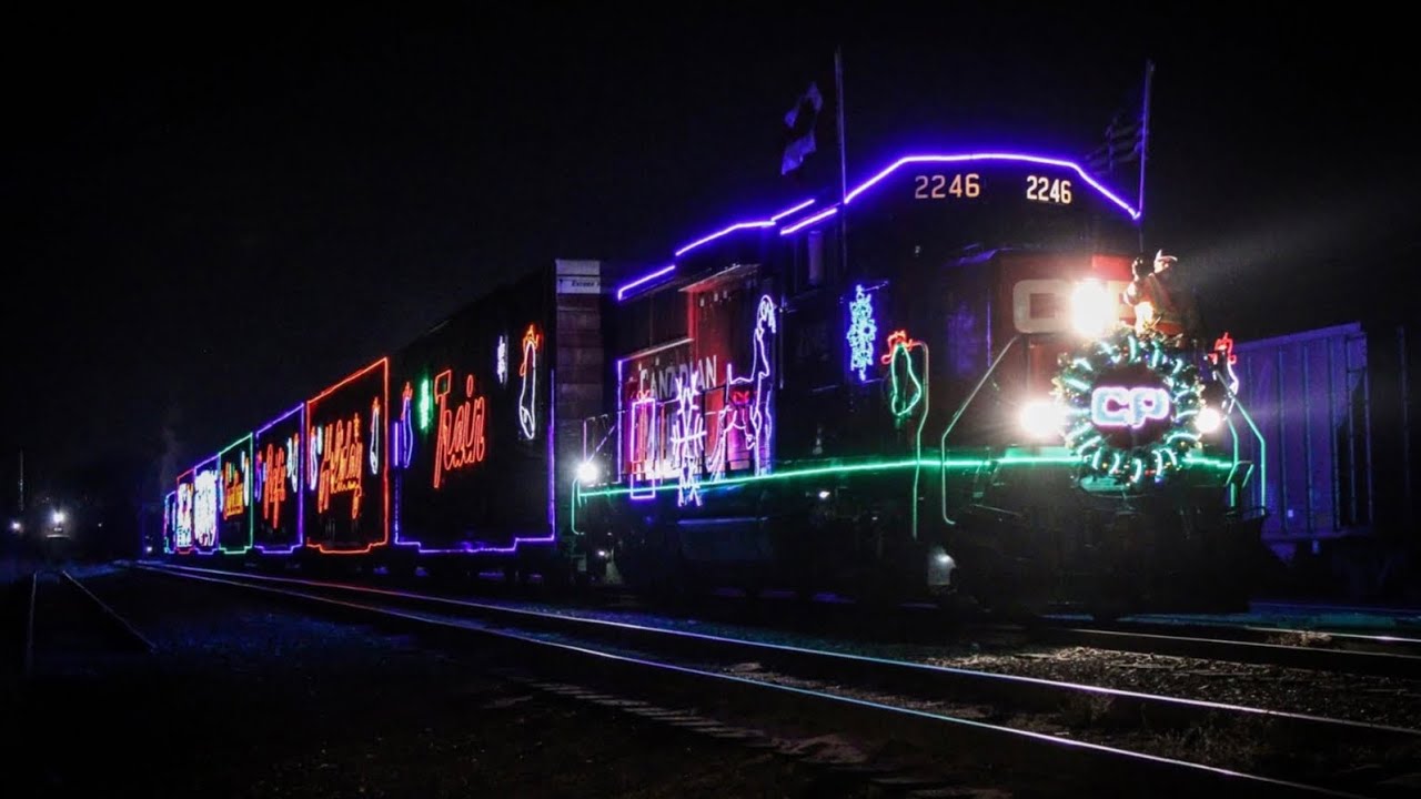 CP Holiday Train arriving at Knoche Yard in Kansas City! - YouTube